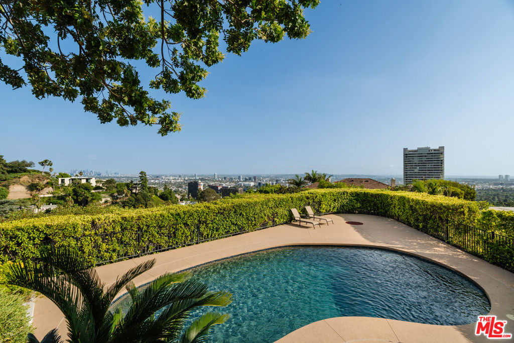 9279 Sierra Mar Drive, Los Angeles, CA 90069 | Fairre